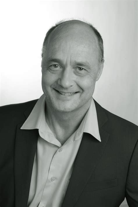 robbert van der feltz lance tanaka group