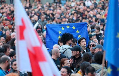 Парламент Грузии принял в первом чтении законопроект об иноагентах