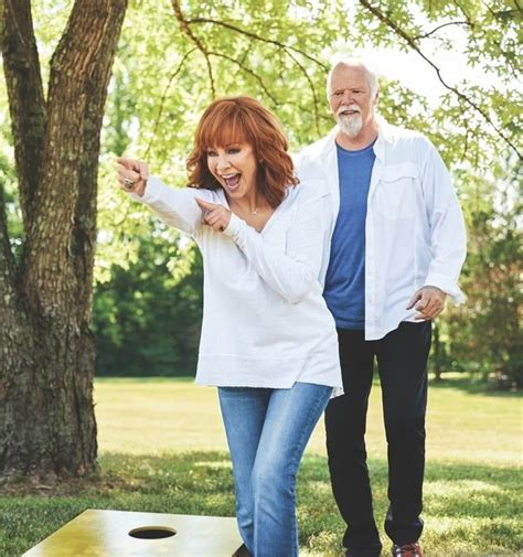 Pin By Ladyla Chic Love On Reba Mcentire In Country Music Country Music Artists Reba