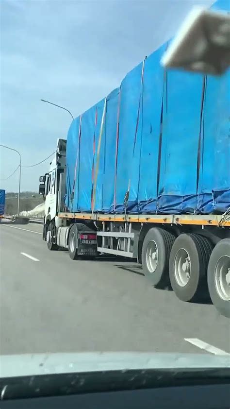 Рено Т и Мерседес Актрос Перевозка Крупногабаритного Оборудования Youtube