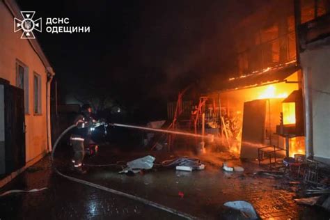 Спасатели показали последствия массированного удара РФ по Одесской области Украинская правда
