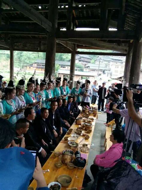 侗族大歌發源地黎平三龍侗寨之高規格接待貴客方式長桌宴 每日頭條