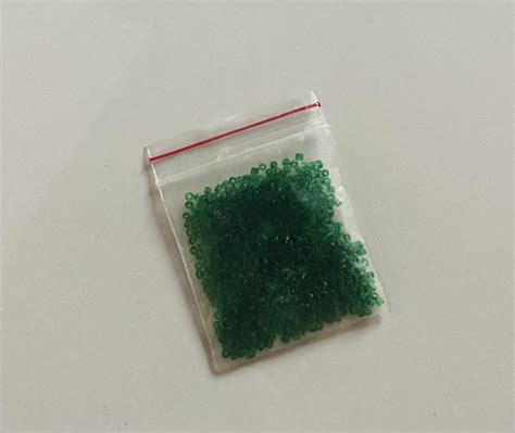 Бісер для рукоділля — ціна 30 грн у каталозі Вишивка Купити товари для спорту за доступною ціною