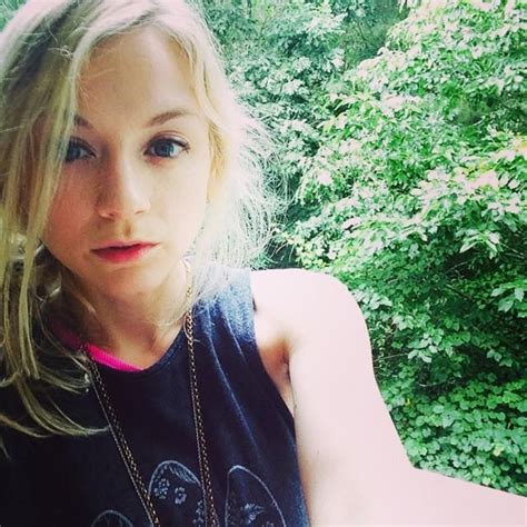 Pin By Chris L On Emily Kinney
