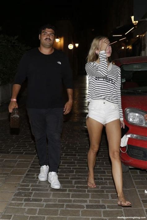 Kimberley Garner Puts On A Leggy Display In White Denim Shorts 12