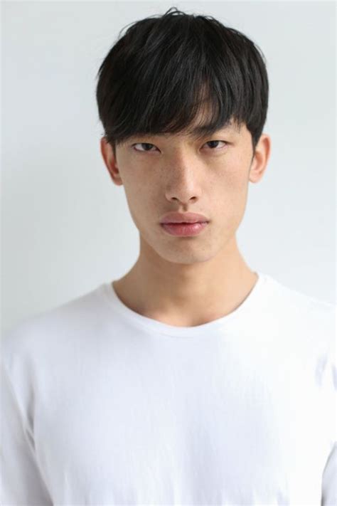 Hang Yu Model Profile Photos And Latest News