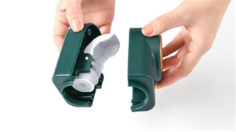 Badu Bg Дозатор за паста за баня Държач за стенен монтаж Тръба за изстискване Автоматичен държач