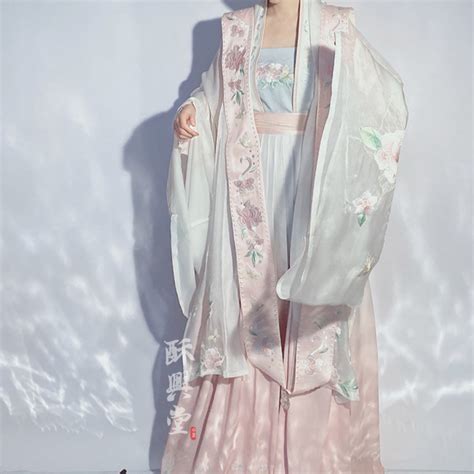 秦制汉服图片 晋朝汉服 晋制汉服图片 大山谷图库