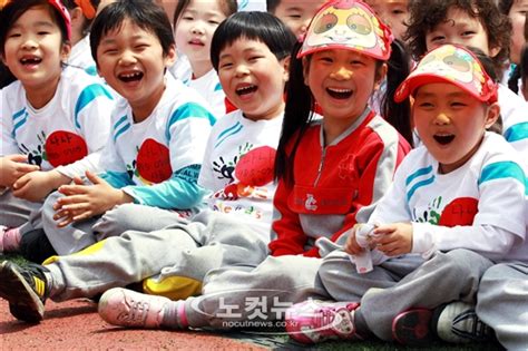 어린이들의 환한 웃음 노컷뉴스