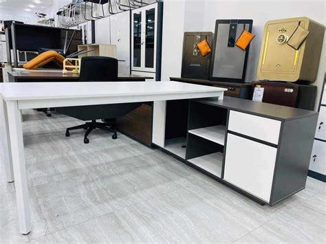 Манайд бэлэн худалдаалж байгаа ҮРЖИХ тавилгын дэлгүүр