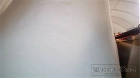Upskirt Escalator Porn Videos Letmejerk