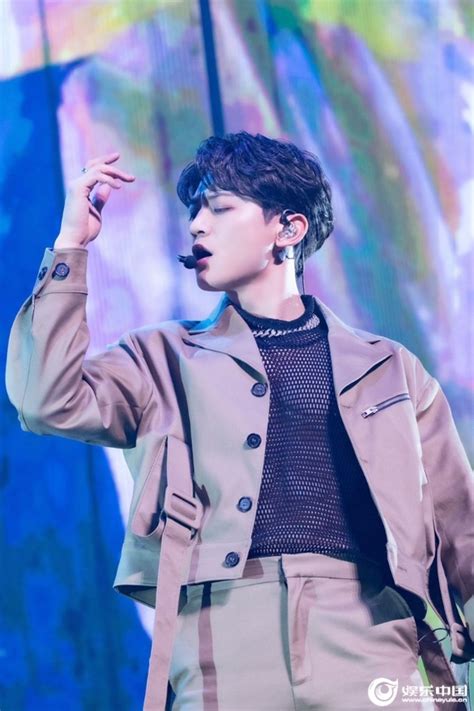 Shinee成员珉豪亚洲巡回歌迷会盛况结束 获得了当地歌迷们的热烈呼应tom明星