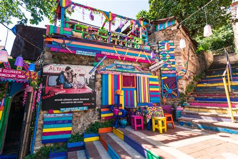 Fener E Balat Un Viaggio Nei Quartieri Più Colorati Di Istanbul
