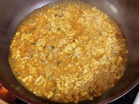 라죽 색다르게 라면을 먹는 방법 음식 갤러리