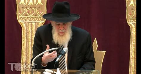 R Yitzchak Cohen Pesach The Holiness Of A Jew