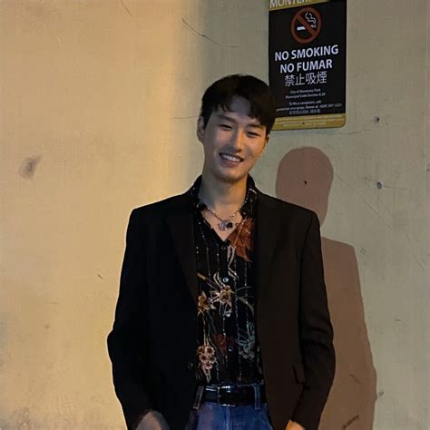 Jialiang Xu Sales Supervisor Alexander Wang Llc Linkedin