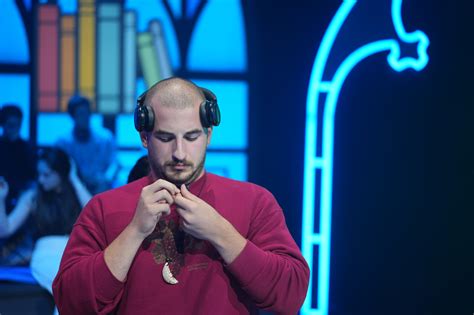 წიგნების თარო წიგნების თარო Added A New Photo