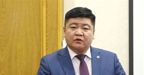 Ц Сандаг Очир Төрийн өндөр албан тушаалтнуудын хүүхэд гэр бүлийн