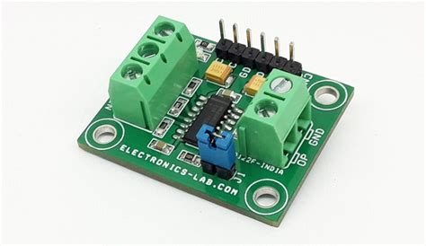 Ultra High Speed Low Distortion Differential To Single Ended Line Receivers With Enable