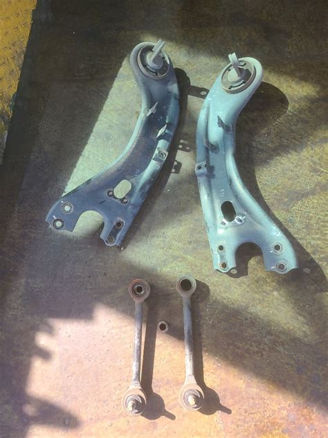 순천 스포티지r 기아 하체 소음 입고 찌그덕 달그락 자동차소음 방지턱소음 부싱 어시스트암 트레일링암 투싼 투싼ix 쏘렌토r 싼타페