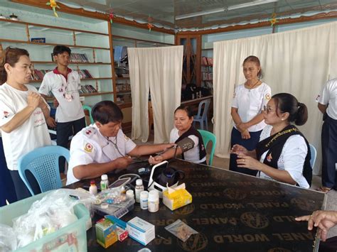 မိုးကုတ်မြို့ ဓမ္မရံသီမိုးကုတ်ရိပ်သာကျောင်းတိုက်တွင် ရဟန်းသံဃာတော်များ၊ သီလရှင်များ၊ အမျိုးသား