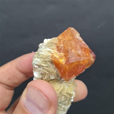 Scheelite China Youtube