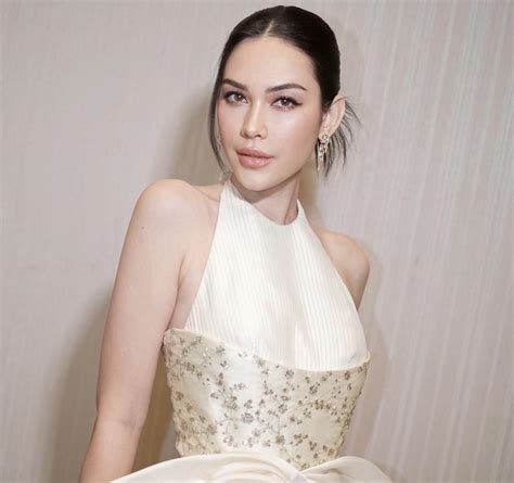 ชาวเน็ตขุดภาพอดีต แมท ภีรนีย์ ไฮโซพก รู้จักกันมานานแล้ว