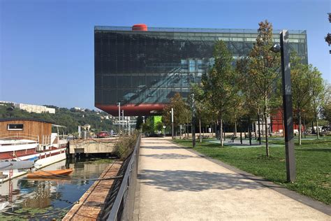 Architecture Tour In Lyon Confluence Phase 1 Artchitectours