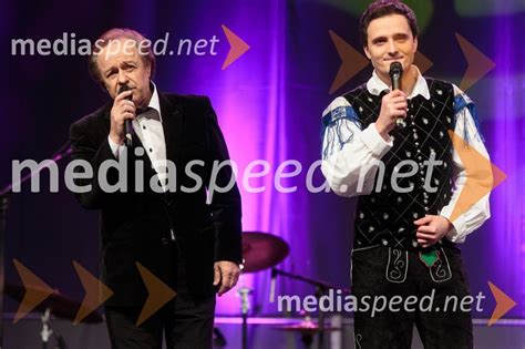 Alfi Nipič Pevec Blaž Švab član Skupine Modrijani Alfi Nipič Praznuje 70 Rojstni Dan