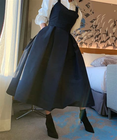 바스락 뷔스티에 핀턱 오버롤 햅번 롱 원피스