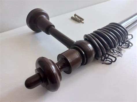 Металопластиковий настінний округлий карниз для штор у спальню 1 2 м горіх — ціна 198 грн у