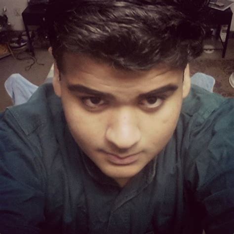 Stream Essa Raza Music Listen To Songs Albums Playlists For Free On