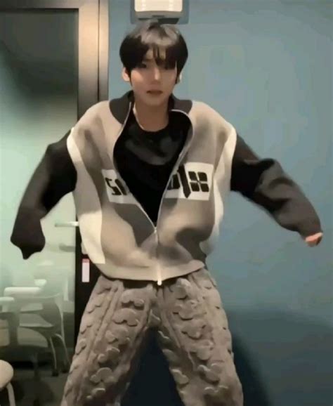 Blip 한유진 역대급으로 귀여운 사진들 🍀