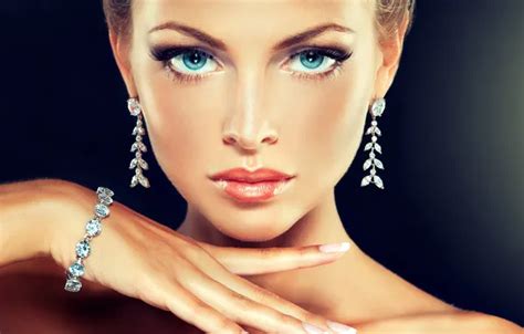 Wallpaper Look Decoration Face Model Earrings Hands Makeup Bracelet For Mobile And