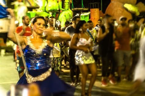 브라질 카니발브라질 삼 바 학교 미국의 공개 리허설에서 사진을 할 Garrafão 공공 광장 이사벨라에서 2 월 18 일 2017 공연에 대한 스톡 사진 및 기타 이미지