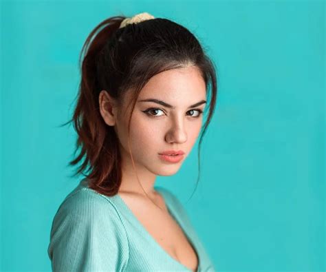 Delaia Gonzalez Model Wiki Age Biography Height Family More