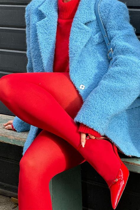 Pop Of Red Tights Fashion Street Style Chic Fashion Inspo