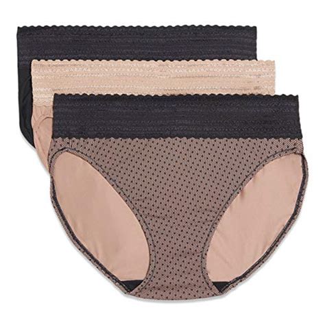 Do You Wear Underwear With Leggings All The Pros And Cons 160grams