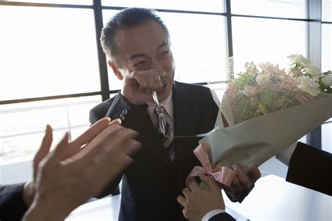 定年・退職祝いのマナー喜ばれる贈り物、相場やタイミング、贈り方 お祝い・ギフト All About