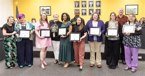 Ten Nisd Teachers Qualify For Incentive Program But Pay Remains An Issue Local News