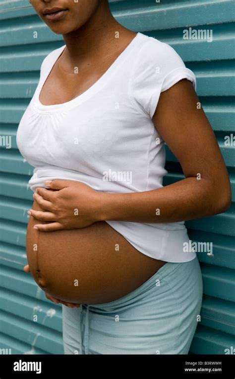Pregnant Black Unmarried Teenage Single Mother Girl Alone Uk With Her