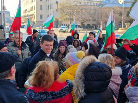 ПОБЕДАТА НА „ВЕЛИЧИЕ“ Свободен Глас