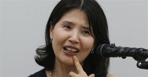 미투운동 기여한 시인 최영미 서울시 성평등상