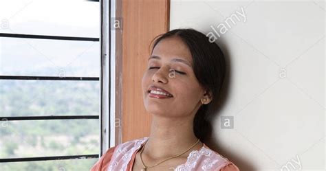 සිංහල වල් Stories Official වෙල මැද ගෙදර සුදු අක්කා 1