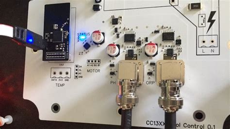 Rolling Your Own Long Range IoT Sensor Network Hackaday