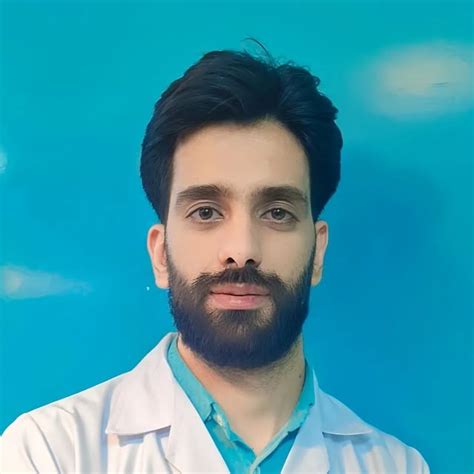 ‎🌱فیزیوتراپیست محمد جواد کارگریان🥼 ️فیزیوتراپی تخصصی رهاتن‎ Dr