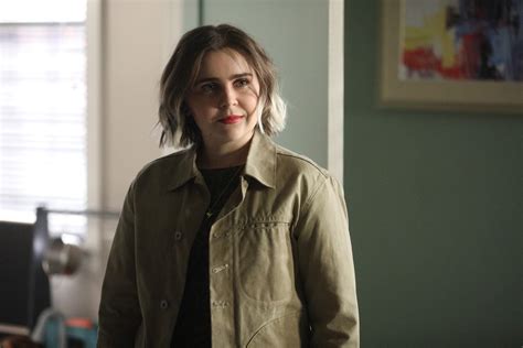 Good Girls Mae Whitman Made 1 Big Purchase Once The Show Took Off