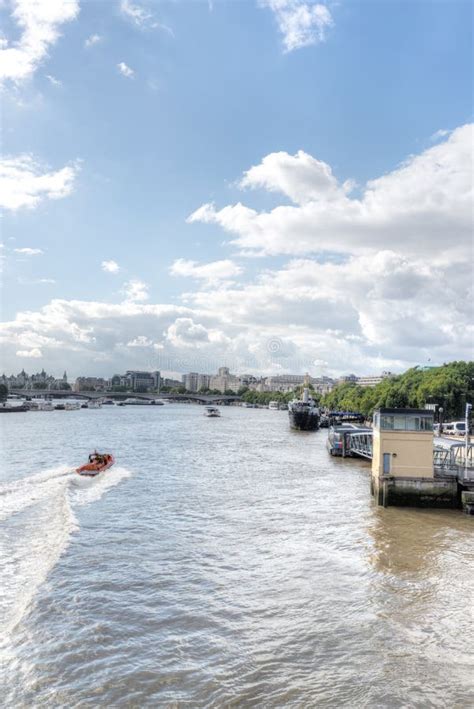 View Of River Thames London Editorial Stock Image Image Of Victoria