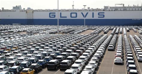 확 줄어든 전기차 수출…韓 완성차 글로벌 시장 노려 반등 앞당긴다