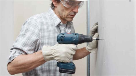 How To Remove Drywall Quickly Easily And Mess Free DIY Painting Tips